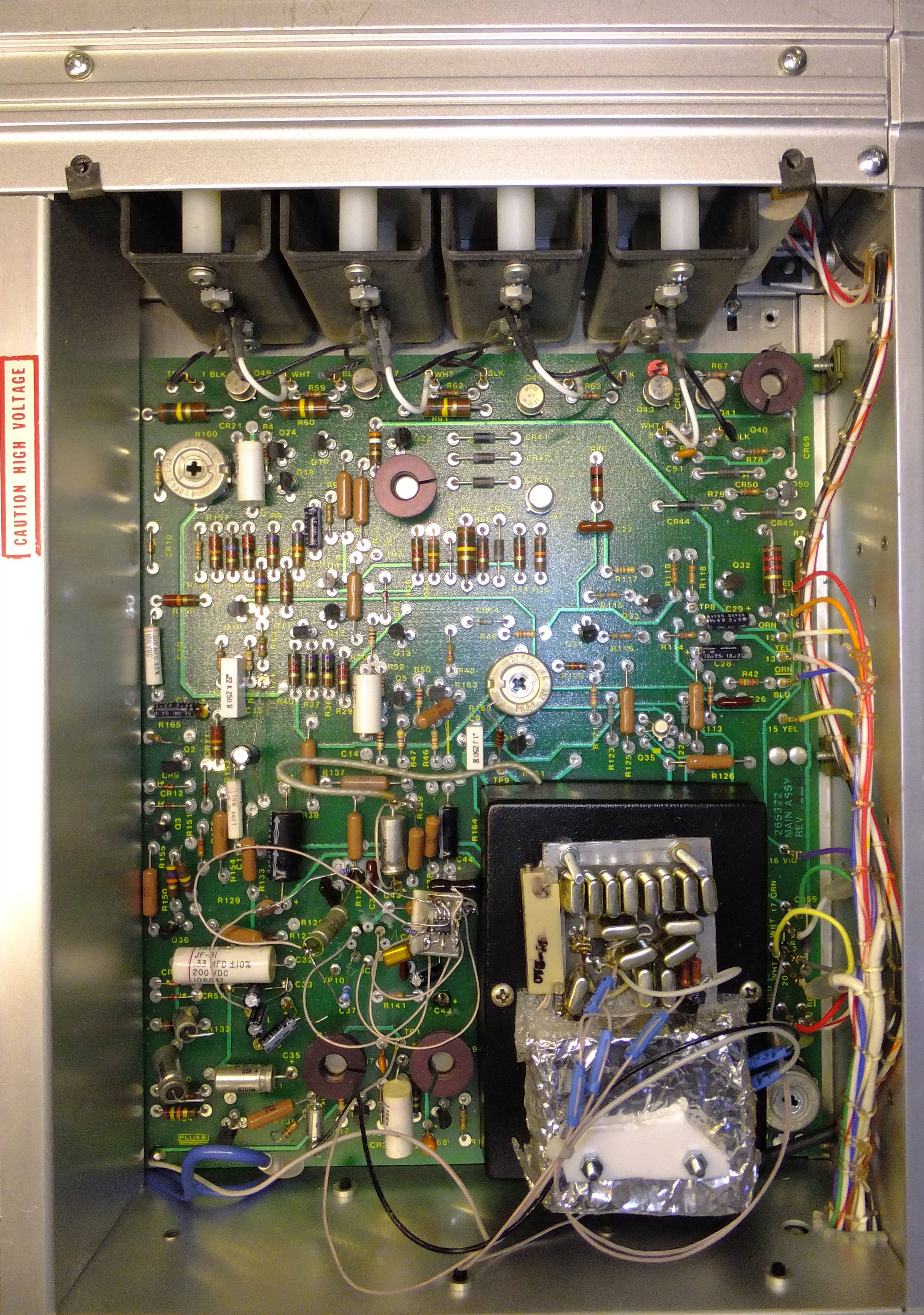 Index of /eevblog.docs/Fluke/343/343_for_xDevs/343_for_xDevs/